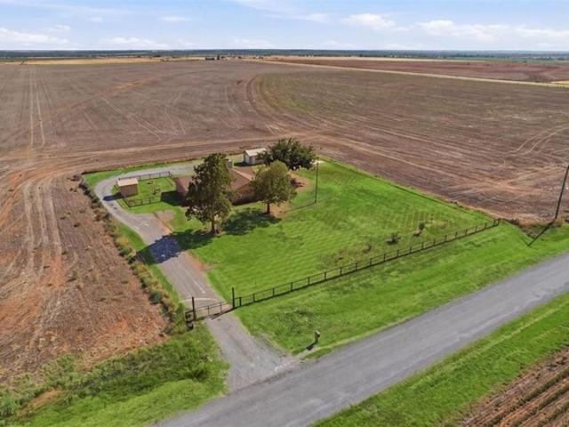 20372 E County Road 175, Elmer, OK 73539