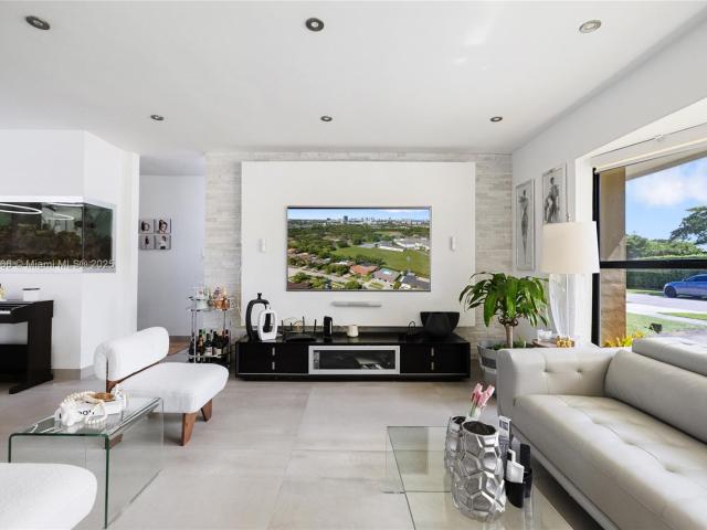 20375 NE 22nd Pl, Miami, FL 33180 | MLS #A11797