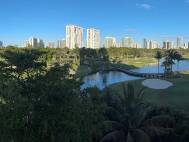 20379 W Country Club Dr #533, Aventura, FL 33180