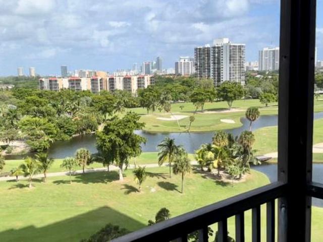 20379 W Country Club Dr #940, Aventura, FL 33180