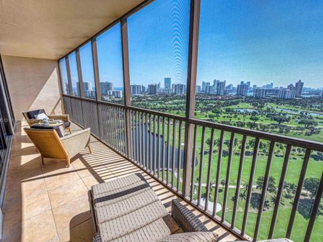 20379 Country Club Dr W #Ph 36, Aventura, FL 33180