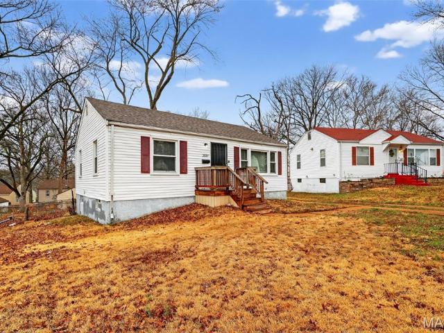 2037 Bainbridge Dr, St. Louis, MO 63133 | MLS #26012 | Compass