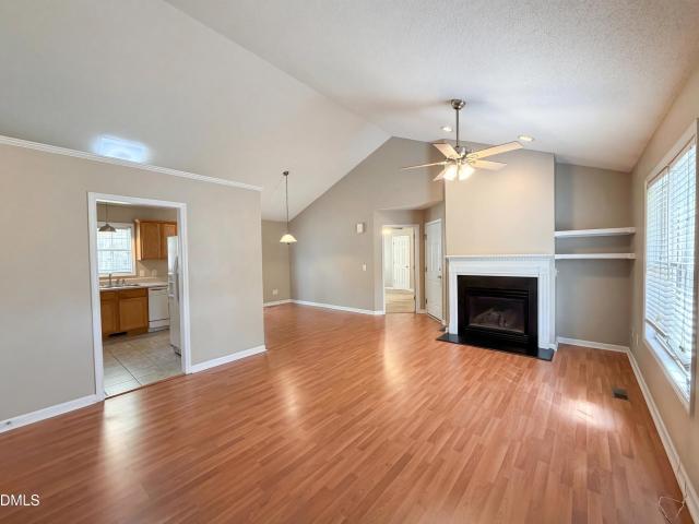 2037 Fairview Lane