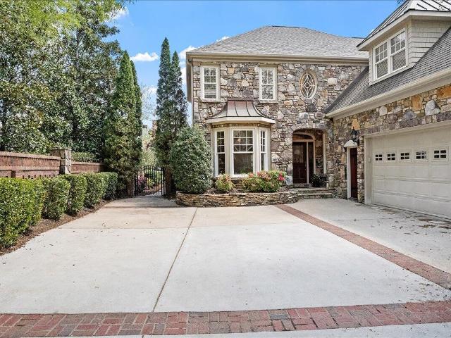 2037 Langham Lane
