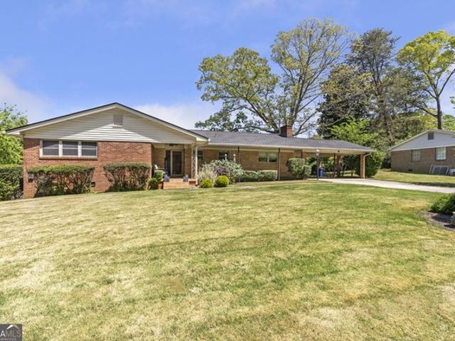 2037 Pine Tree Trl, Gainesville, GA 30501