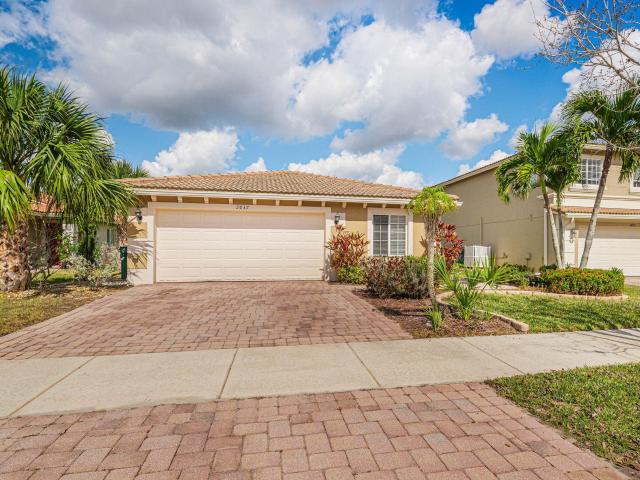 2037 Providence Pl, Port St. Lucie, FL 34953 | MLS #B26019 | Compass