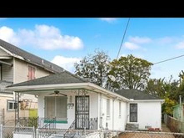 2037 Saint Anthony St, New Orleans, LA 70116