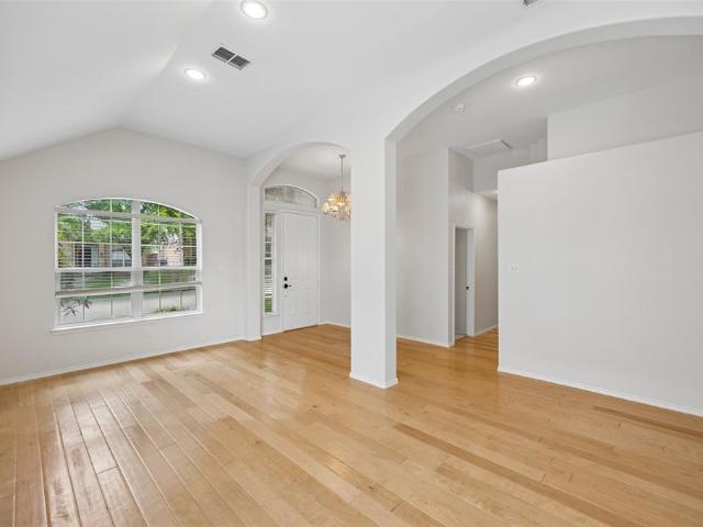 2037 Saint Ives Drive