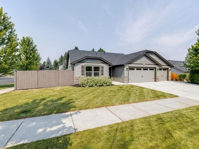 20380 SE Lois Way, Bend, OR 97702