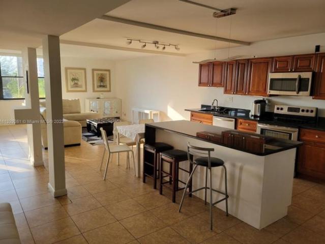 20381 30th Ave NE #324 7, Aventura, FL 33180