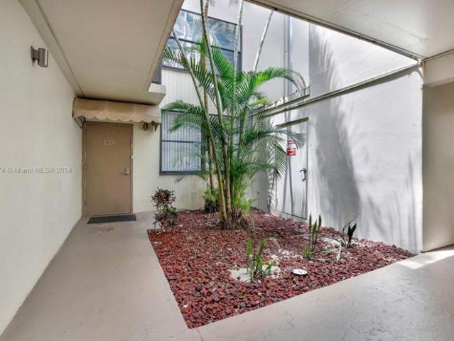 20381 NE 30th Ave #124 7, Aventura, FL 33180