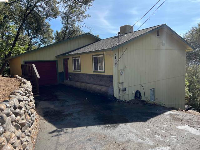 20384 Canyonview Dr