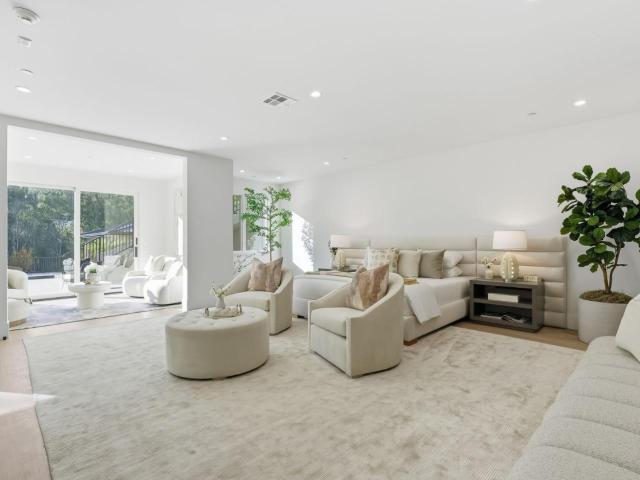 20388 Hill Ave, Saratoga, CA 95070 | MLS #ML82053