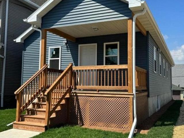 2038 N 40th St, Milwaukee, WI 53208