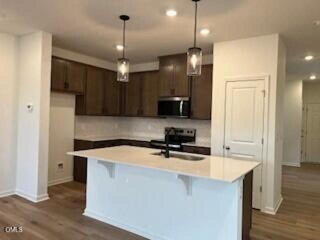 2038 Oakdale Drive