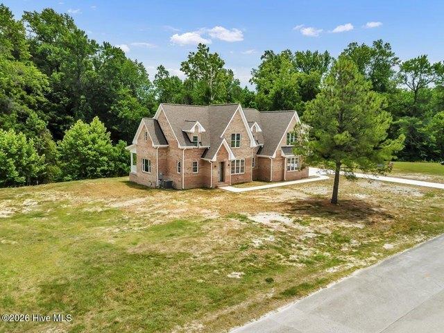 2038 Autumn Dr, Kinston, NC 28501