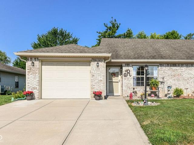 2038 Flamingo Way, Franklin, IN 46131