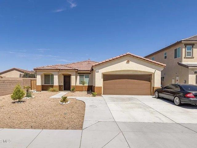 2038 Howard St, Rosamond, CA 93560