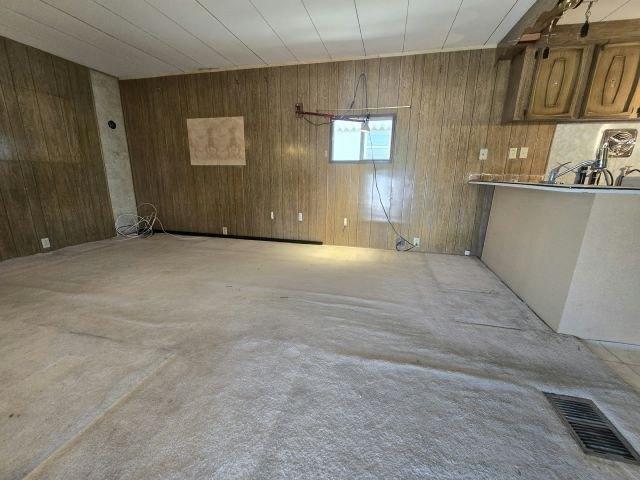 2038 Palm St Spc 167, Las Vegas, NV 89104