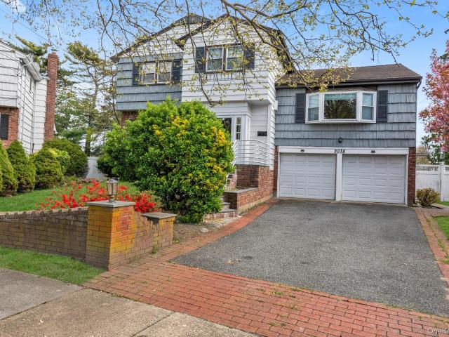 2038 Ripley Ln, Merrick, NY 11566 | MLS #984469 | Compass