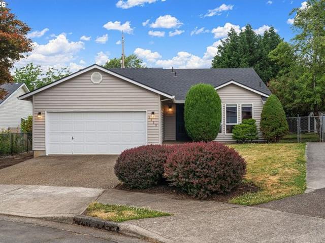 2038 SE Village Ct, Hillsboro, OR 97123