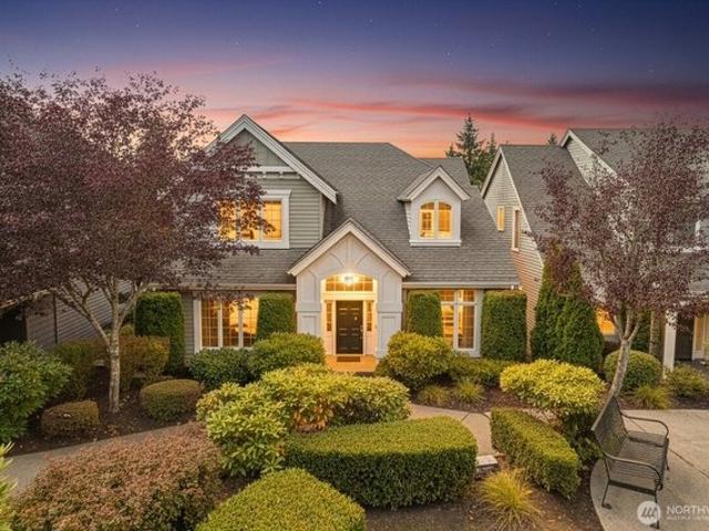 2038 30th Ln NE, Issaquah, WA 98029