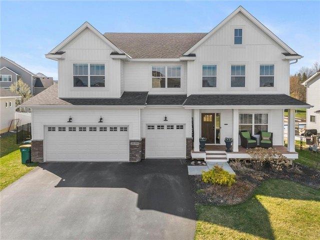 20391 Greengate Ct, Lakeville, MN 55044