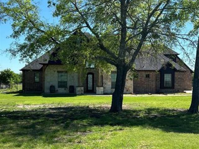 20392 County Road 637, Nevada, TX 75173