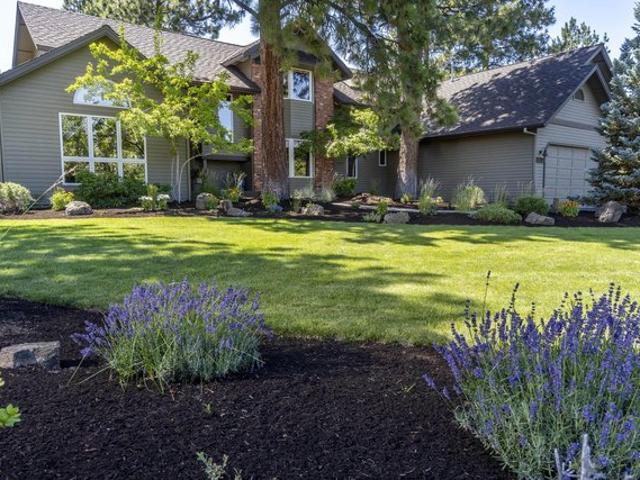 20397 Pine Vista Dr, Bend, OR 97702