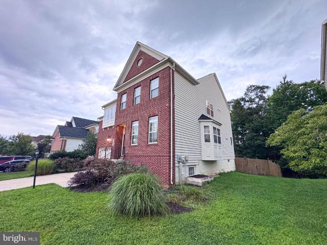 2039 Downshire Court