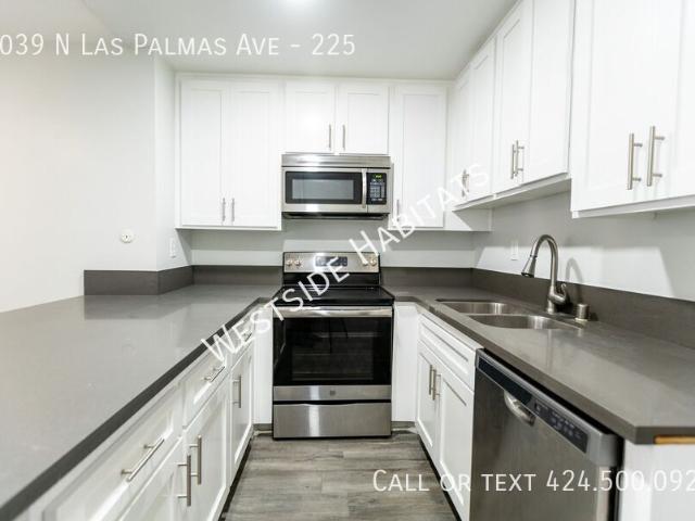2039 Las Palmas Gorgeous, fully renovated building located in Hollywood