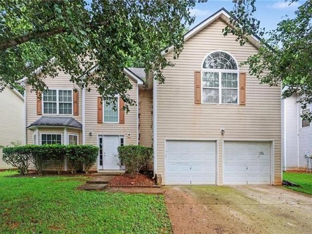2039 Reflective Waters Rd, Villa Rica, GA 30180