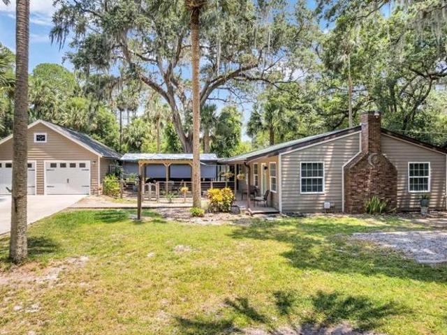 2039 Riverview Dr, Deland, FL 32720