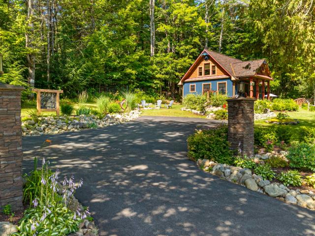 2039 Schroon River Road