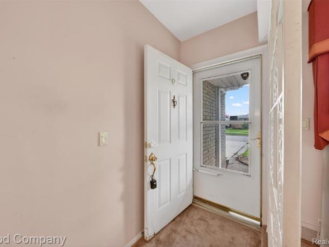 20307 Edmunton Street