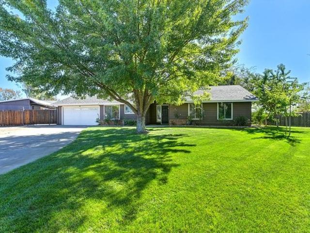 2030 Meadow Mist Ct, Elverta, CA 95626