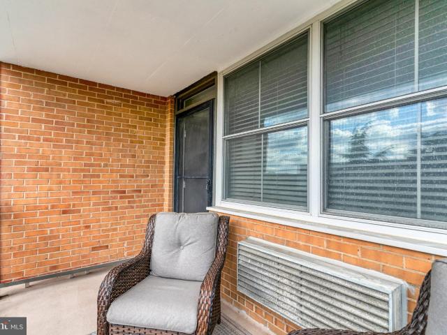2030 N Adams St, Unit 1112, Arlington, VA 22201 | MLS #VAAR2076