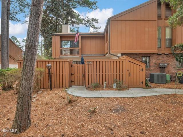 2030 Albert Cir, Wilmington, NC 28403