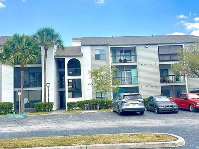2030 Cascades Blvd #104, Kissimmee, FL 34741