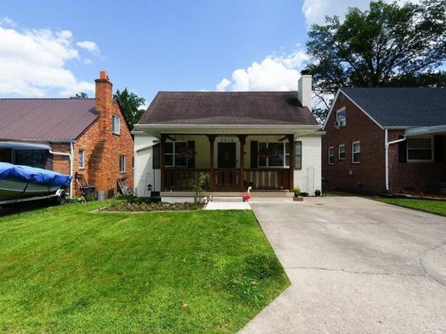 2030 Enslow Blvd, Huntington, WV 25701