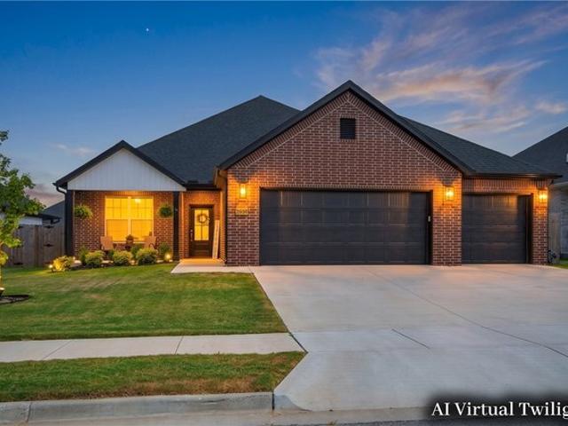 2030 Larry Ln, Bentonville, AR 72713