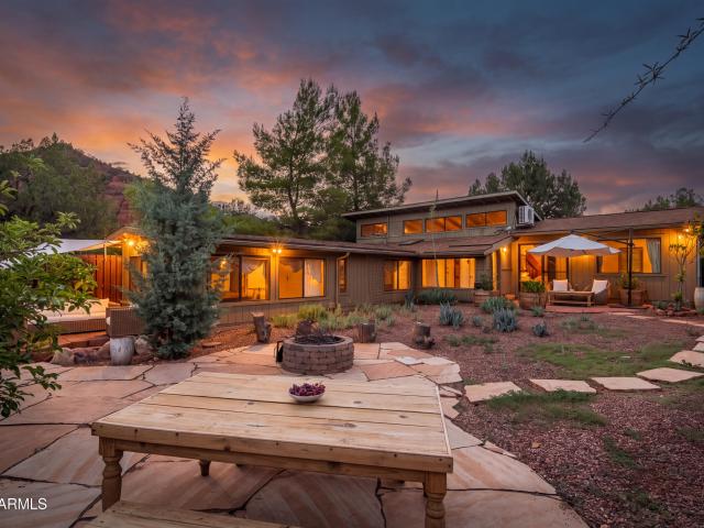 2030 Red Rock Loop Road
