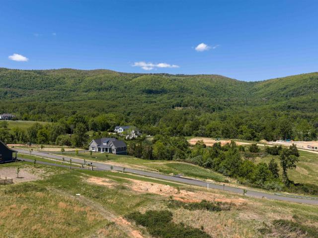 2030 stockton creek ln