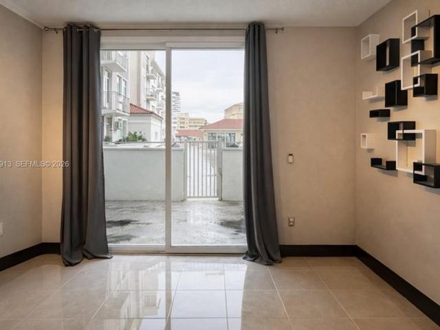 2030 S Douglas Rd Apt 414, Coral Gables, FL 33134