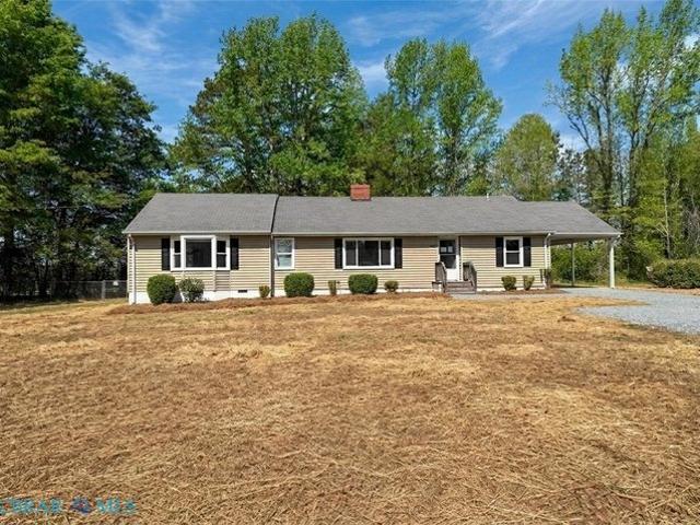 20310 Ivor Rd, Courtland, VA 23837