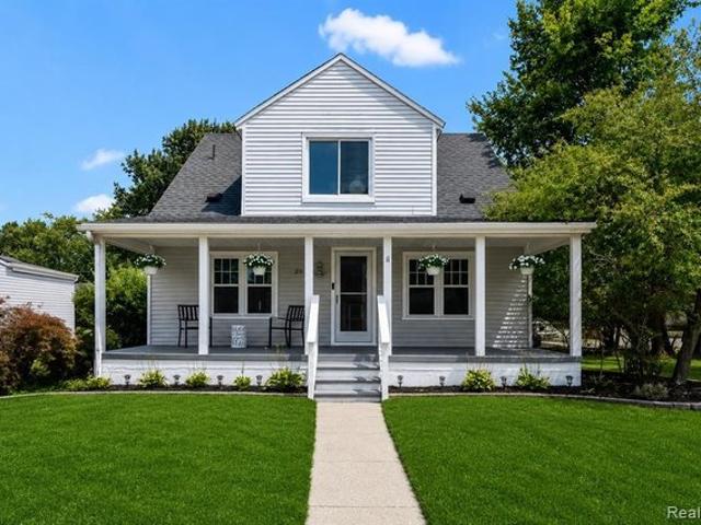 20310 Melvin St, Livonia, MI 48152