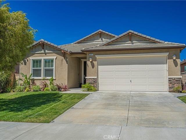 20311 Amorette Ct, Saugus, CA 91350