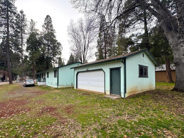 20319 Cedar Street
