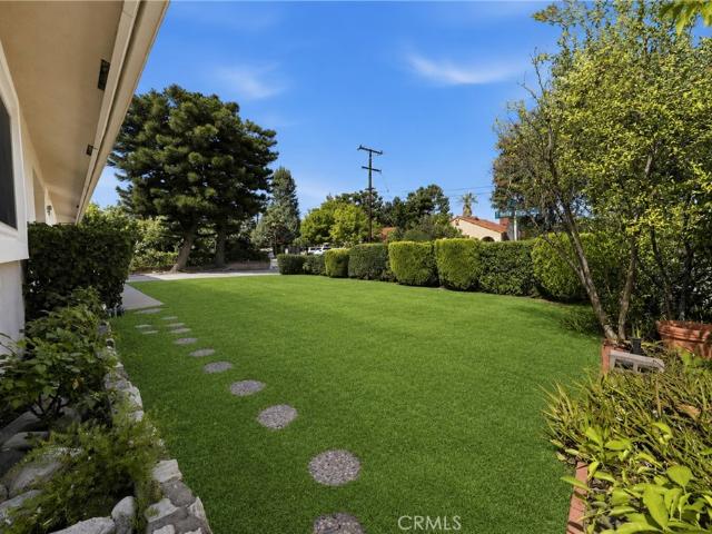 2031 Bella Vista Avenue