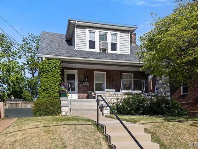 2031 Bellevue Ave, Maplewood, MO 63143